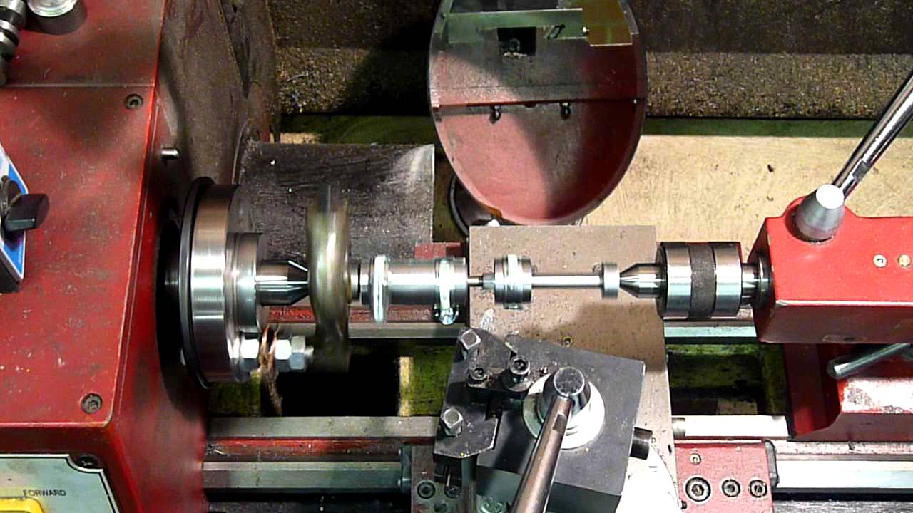 Whittle V8 Crankshaft - YouTube