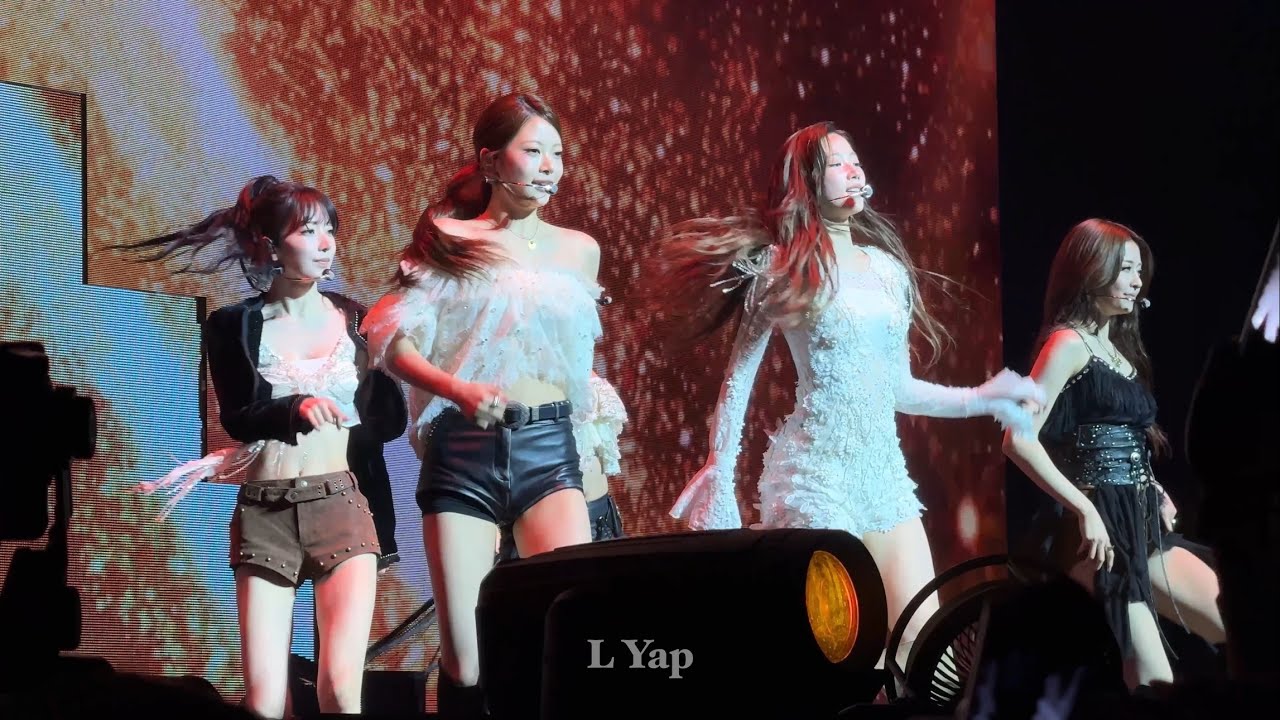 LE SSERAFIM - Born Fire, ASH, HOT 4K Fancam @ EASY CRAZY HOT World Tour ...