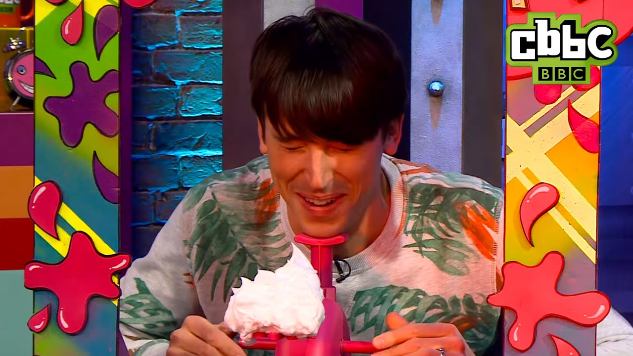 Ed Petrie and Karim play SPLAT'LL DO NICELY - CBBC - YouTube