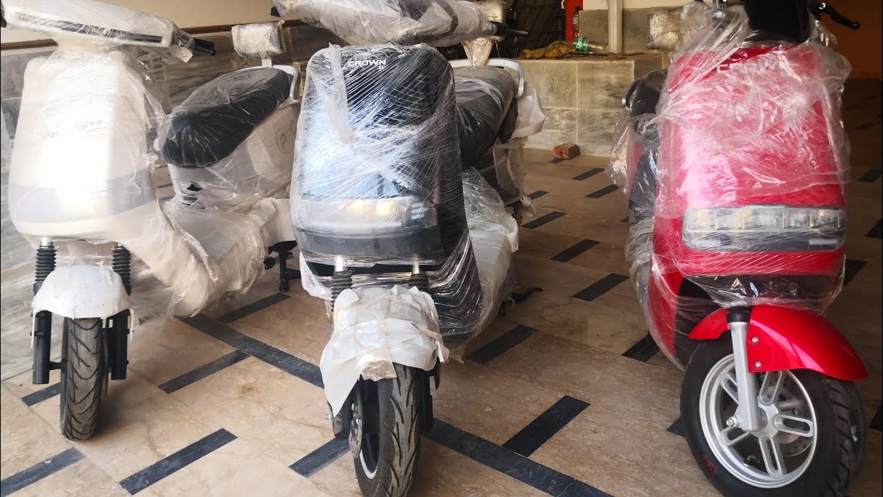 Crown Electric Scooty Available - YouTube