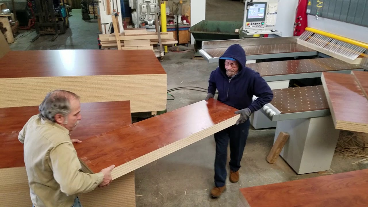 Schelling Saw | Panel Sizing | Cabinetry Parts | CNC Panel Saw - YouTube