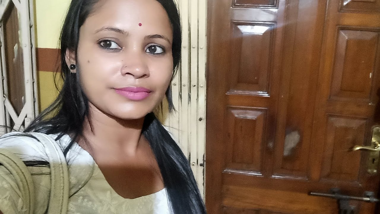 my Kolkata.. kam karte karte thoda sa video banaya.. sab jagah bahut hi bheed hota Hai.. 😄 ️🤗 ...