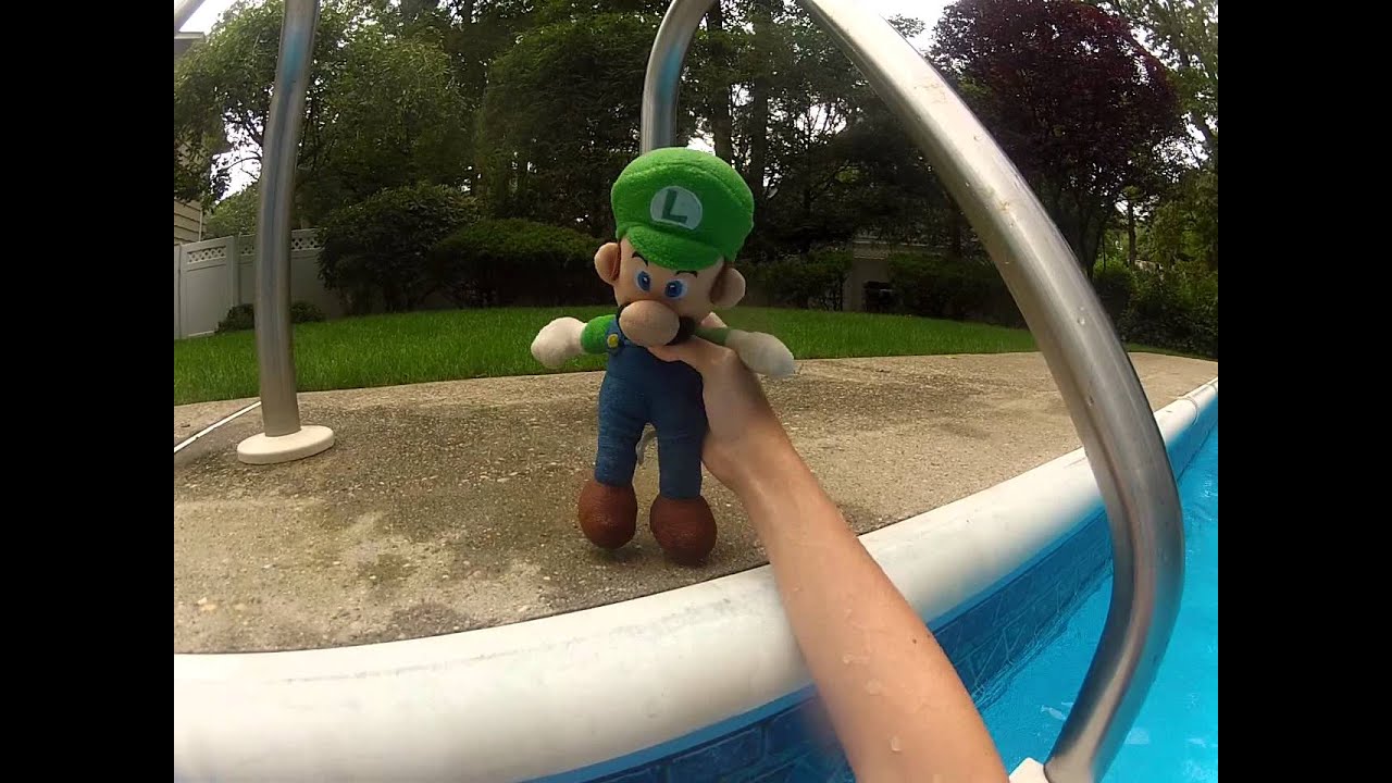 Luigi's pool day - YouTube