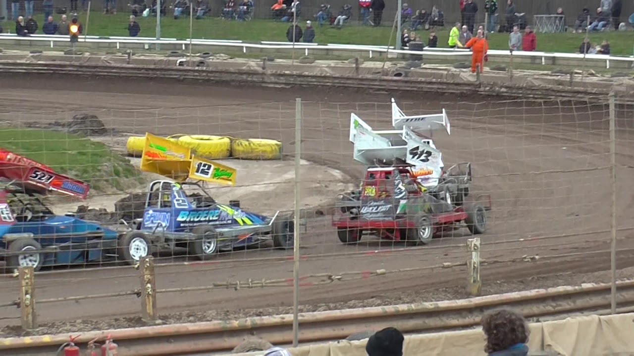 Brisca F2 Stock Car Racing- Mildenhall 7.4.2018 Heat 4 - YouTube