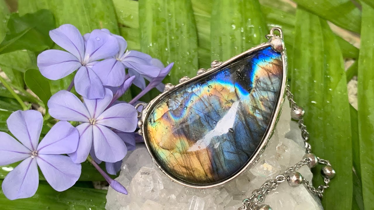 Spectrolite Necklace - Tiffany Method Soft Solder - YouTube