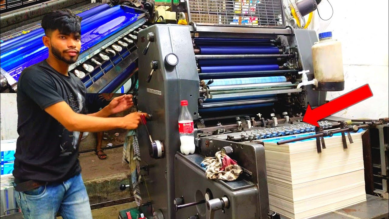 Product Box Printing by Heidelberg Offset Printing Machine. Skilled ...