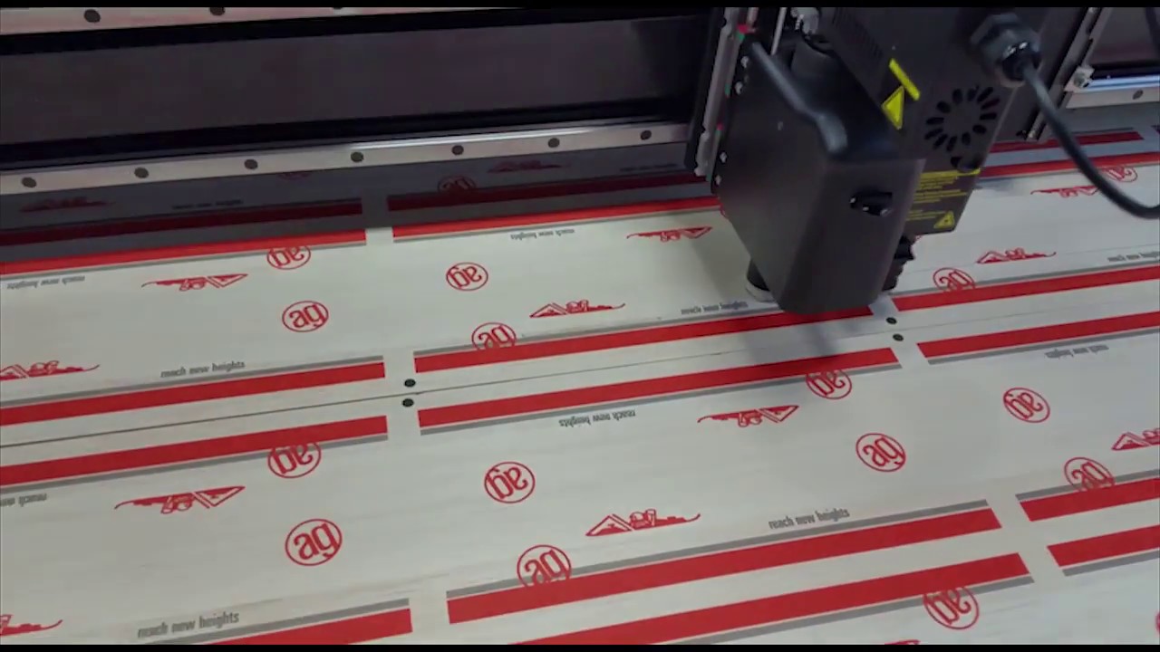 Cutting Wooden Glider Planes (Summa F1612 Flatbed Cutting Table) - YouTube