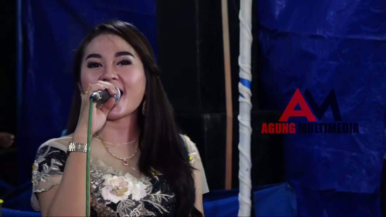 GUBUK ASMORO VOCAL DIAH RAHMA CAMPURSARI MODERN SELRA HATI - YouTube