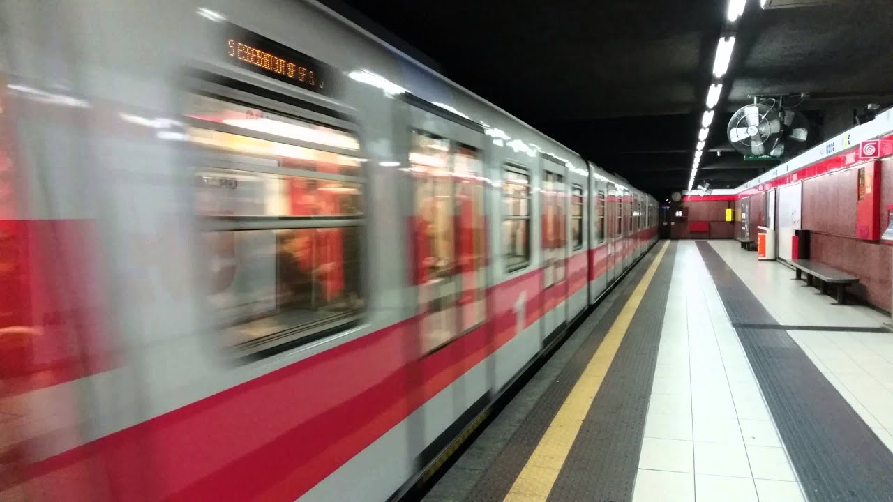 M1 Metro Milano: Cairoli 09/02/16 - YouTube