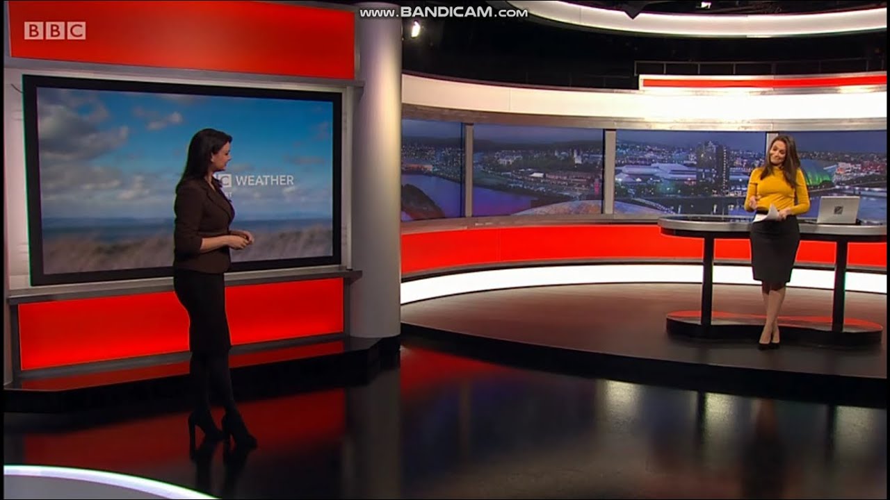 Gillian Smart - Black Tights - 24/3/21 - YouTube