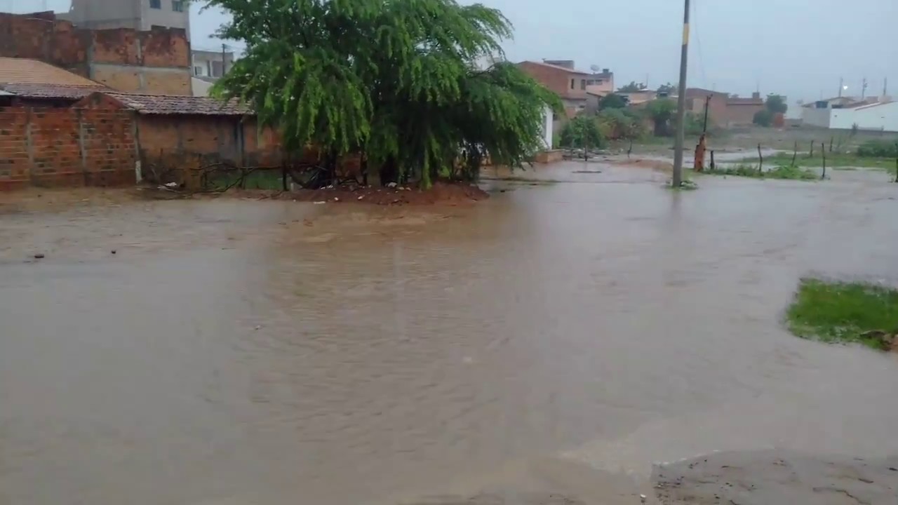 Chuva em Fátima-BA 23/05/2017 - YouTube