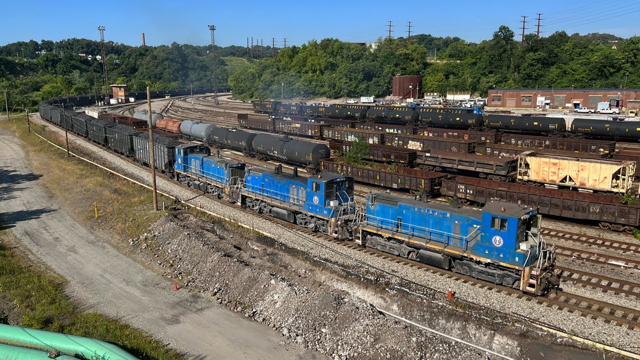 Union Railroad Coke Train at Duquesne Yard in Pittsburgh - YouTube