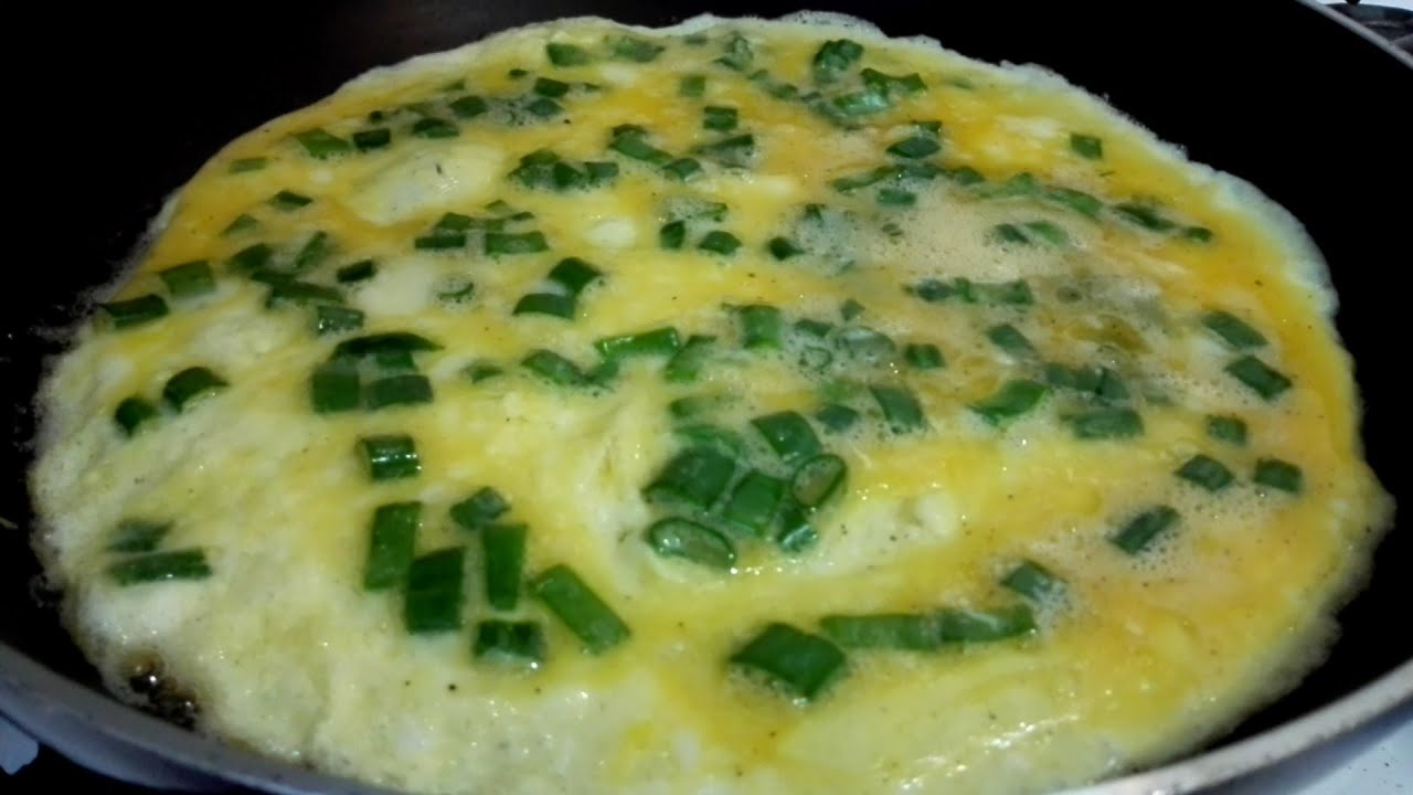 SPRING ONION OMELETTE EASY BREAKFAST RECIPE - YouTube