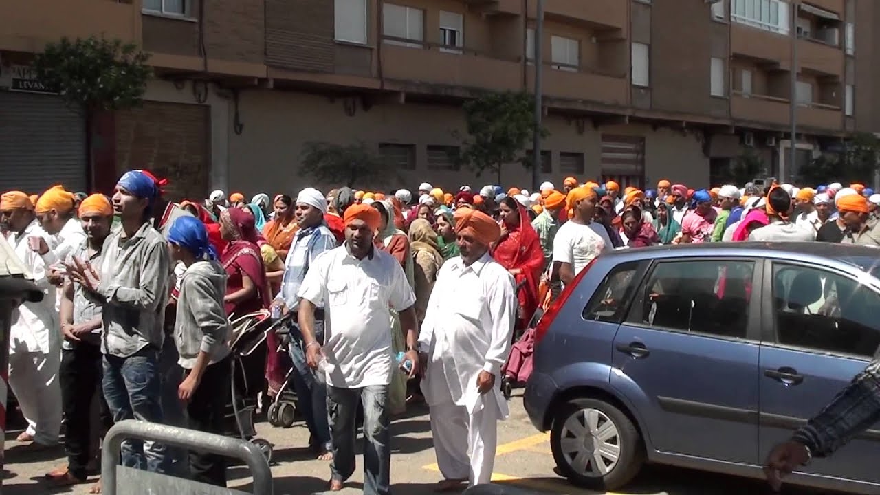 hfg hdjdy ukhj my - YouTube