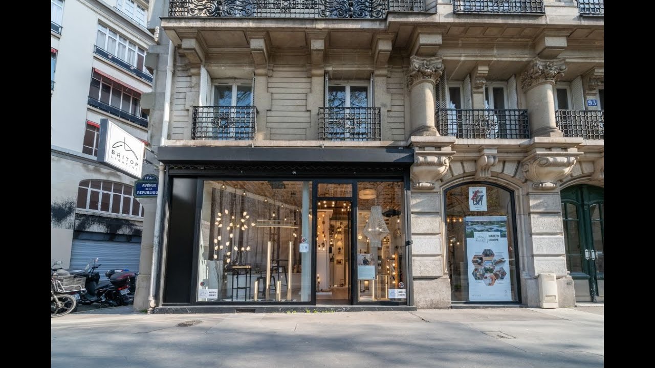 Showroom - 75011 Paris, 93 Avenue de la Republique - YouTube