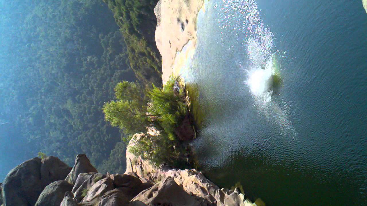 Rock Jumping - YouTube