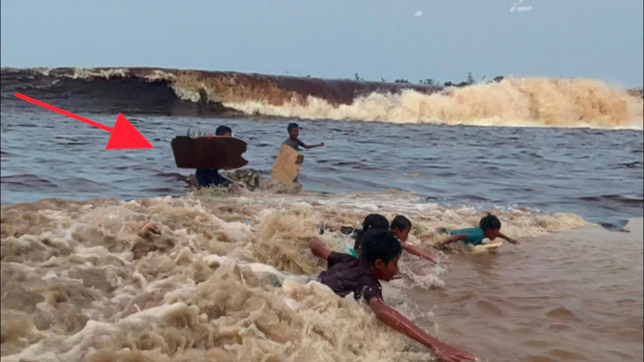 Tsunami River Tidal Waves Seven Ghost ( Tidal Bore ) 5 Desember 2024 ...