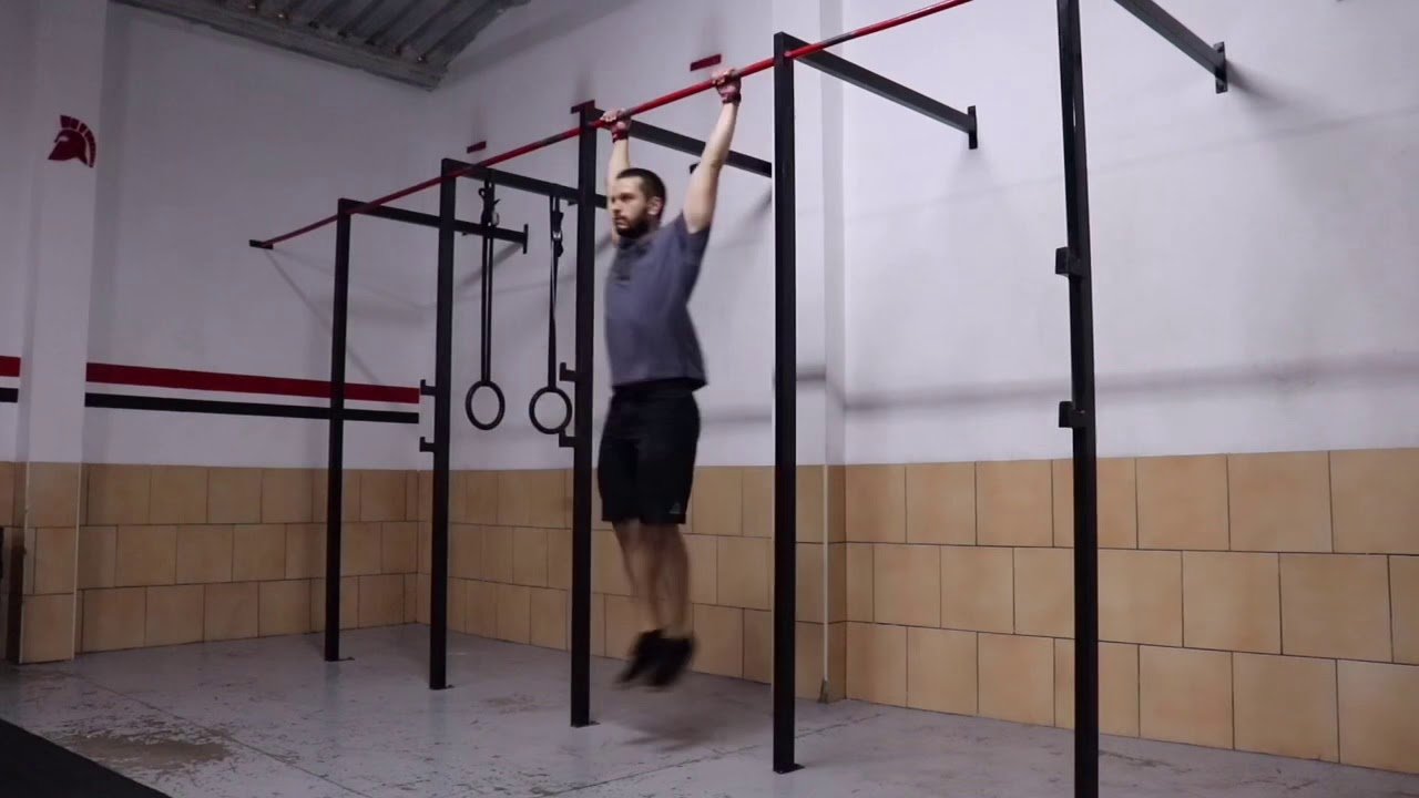 Kipping Pull Ups - YouTube