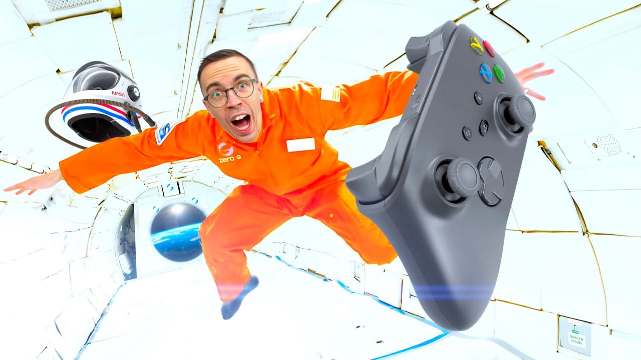 I became the world's first gamer in SPACE* - YouTube