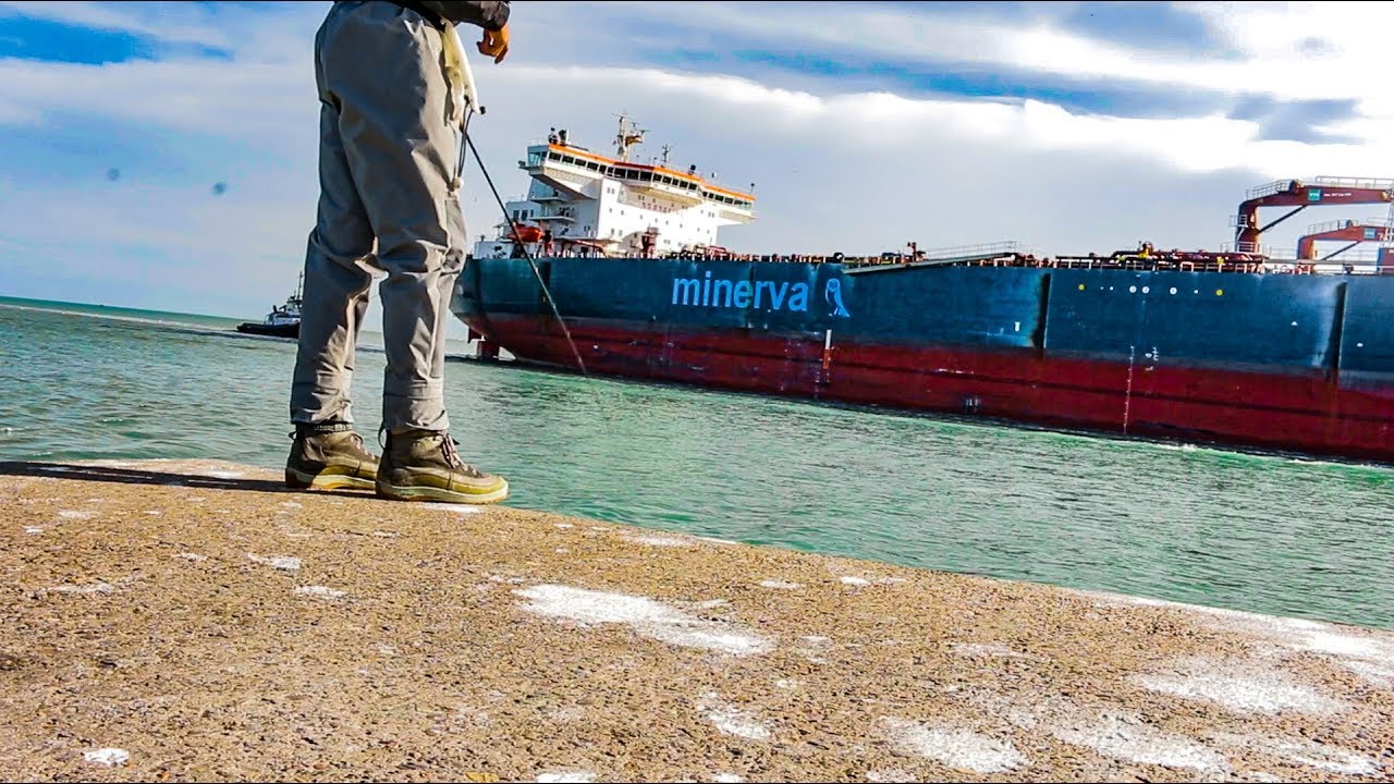 fishing behind giant oil tanker - fishing all day II - YouTube
