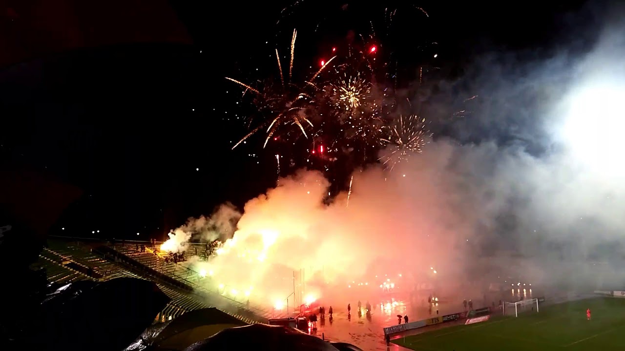 FK Sarajevo - FK Celik 5:0 : Bakljada i vatromet Horde zla 30. godina ...