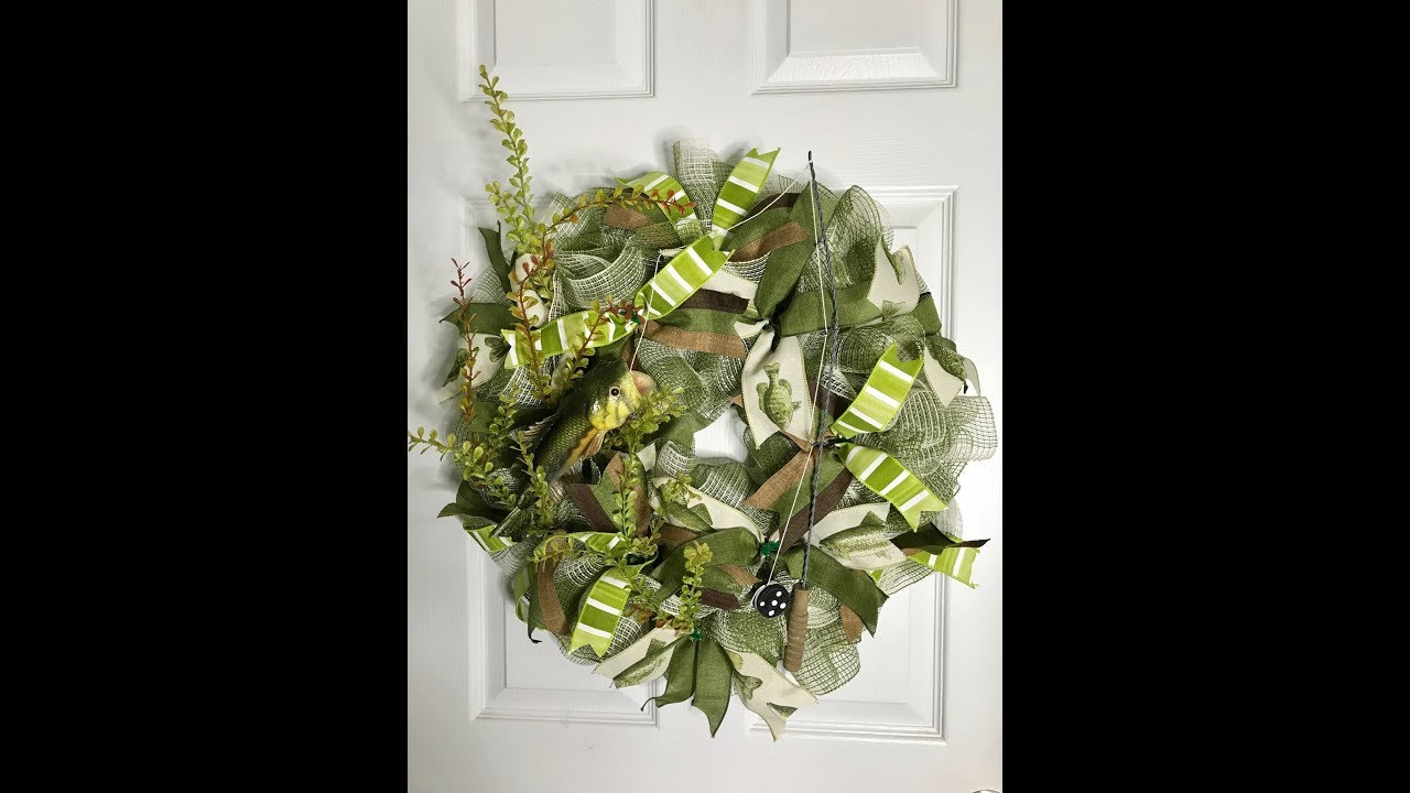 Learn how to make a Deco Mesh Fish/Fishing Wreath - YouTube