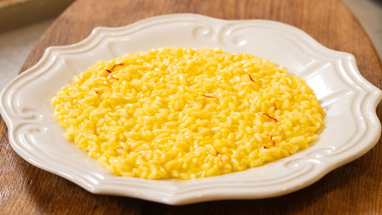 The Classic Milanese Risotto - YouTube