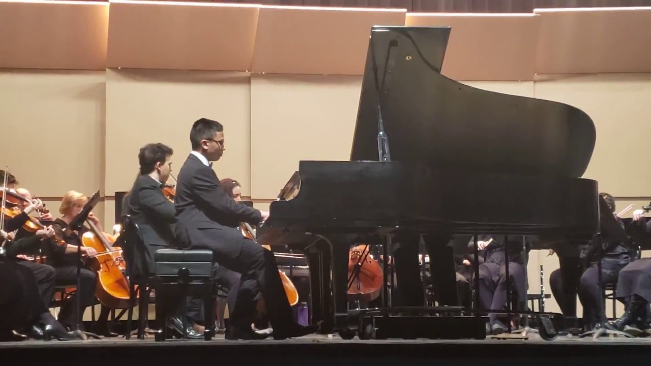 Mozart's Piano Concerto No 24 in C Minor played by Julian Lazaro - YouTube