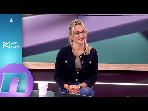 Glas iz automata i crtaća - Maja Miralem