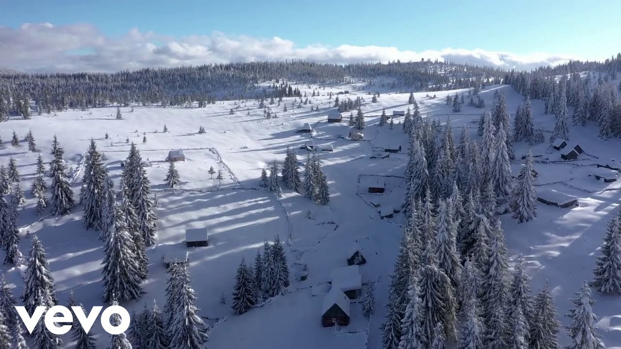 Josipa Lisac, Zbor Ivan Goran Kovačić - Kyrie Eleison - YouTube