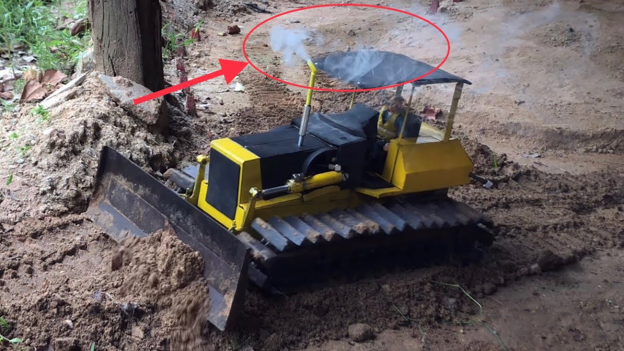 Bulldozer Working with Smoke Generator Project Building - YouTube