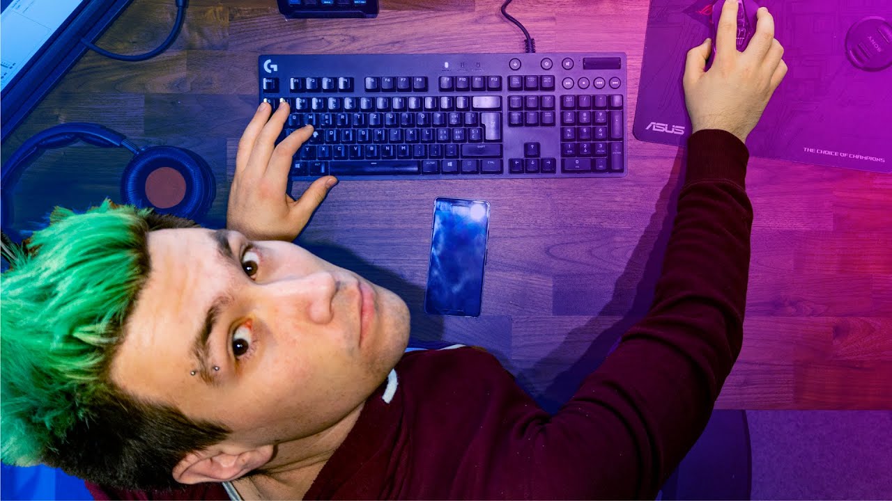 Overhead CAMERA RIG Setup for UNBOXINGS | Project VLOG - YouTube