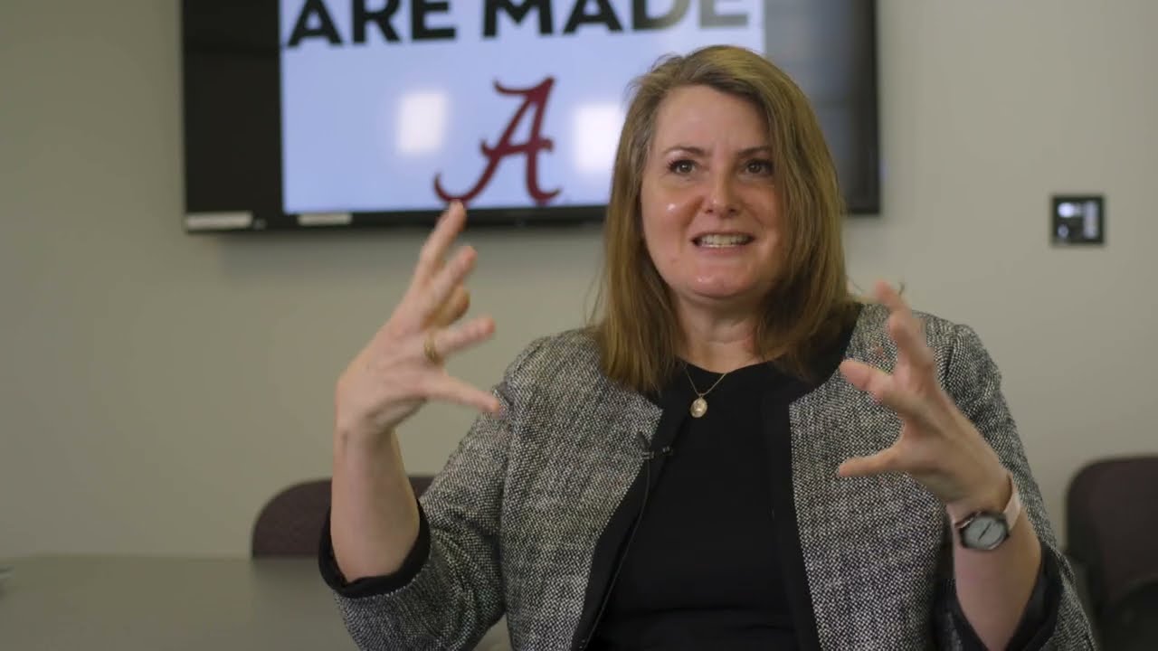 Dr. Caroline Parsons | 2022 Morris L. Mayer Faculty Recipient - YouTube