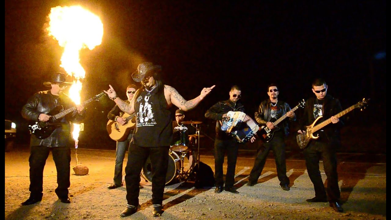 Grupo Peligro - Ya eres parte de mi (Video Oficial) - YouTube