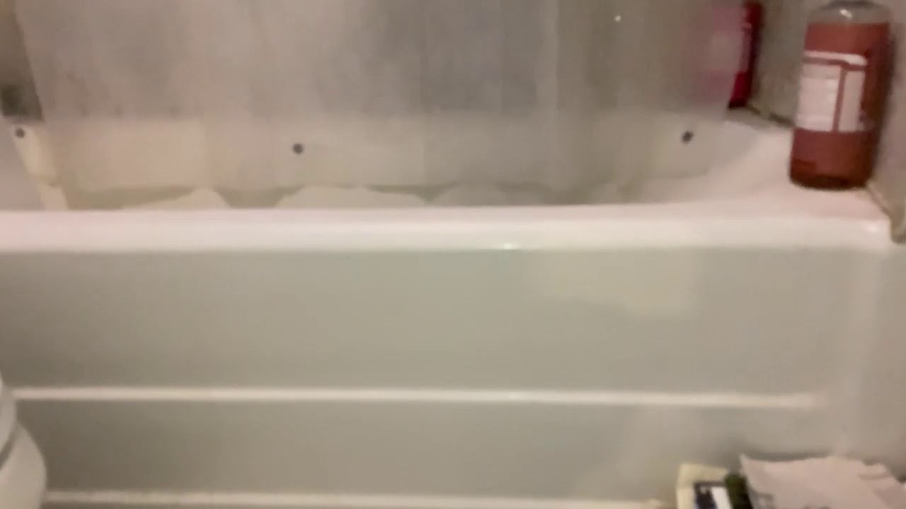 Pan, the bath tub assassin - YouTube