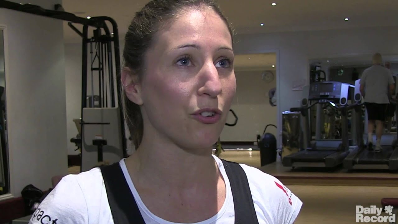 Record Woman - Powerlifter Lisa Tobias - YouTube