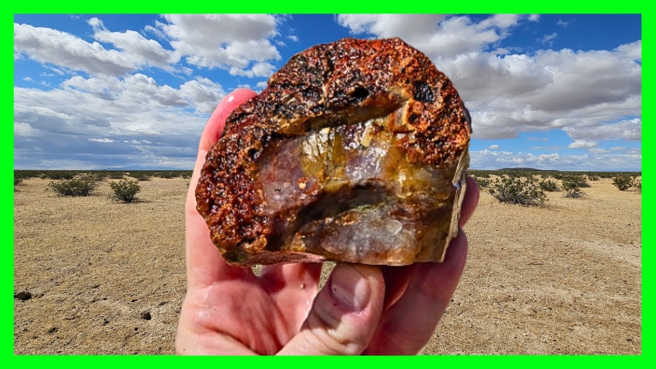 Epic Rockhounding: Southern California’s Agates & Bloodstone - YouTube