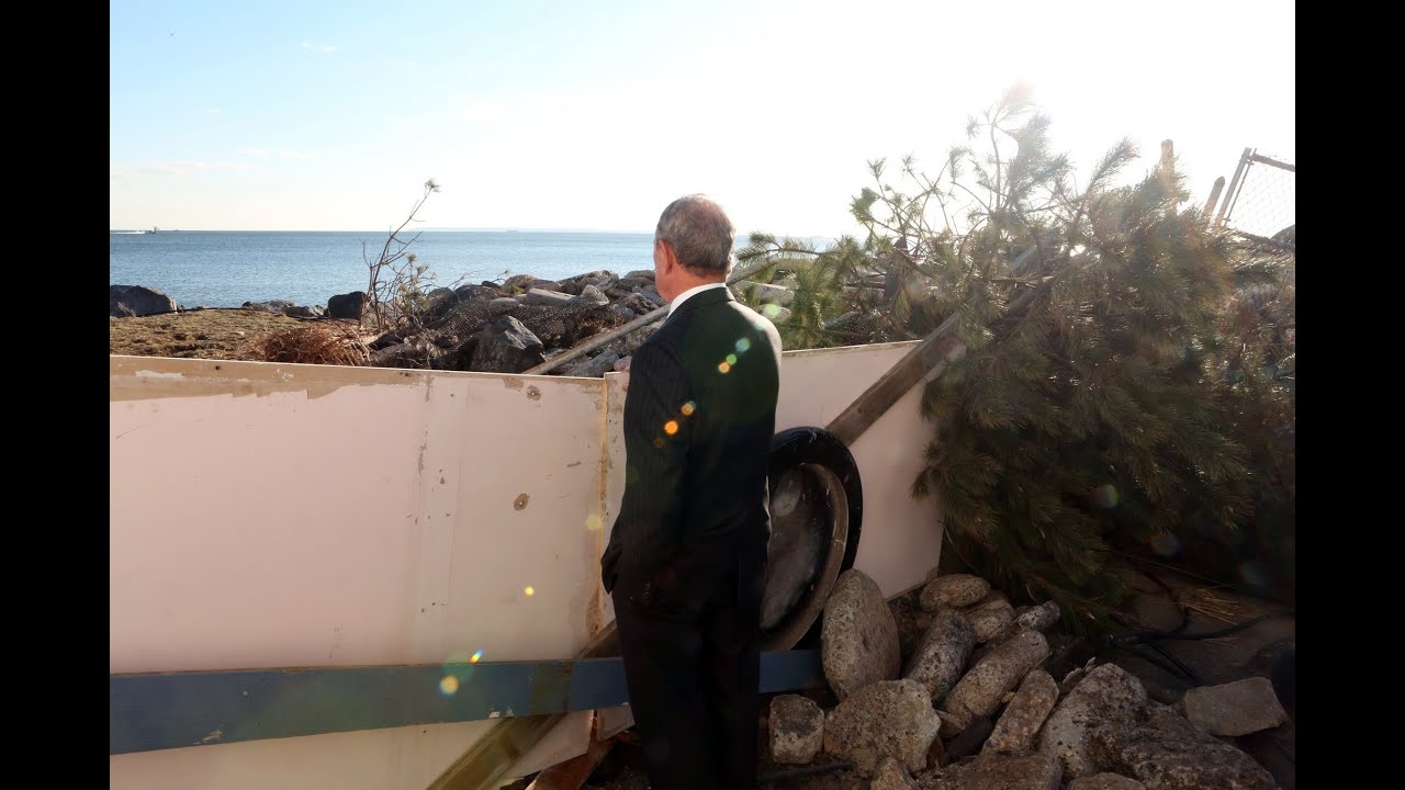 Mayor Bloomberg Surveys Damage from Hurricane Sandy in Manhattan Beach ...