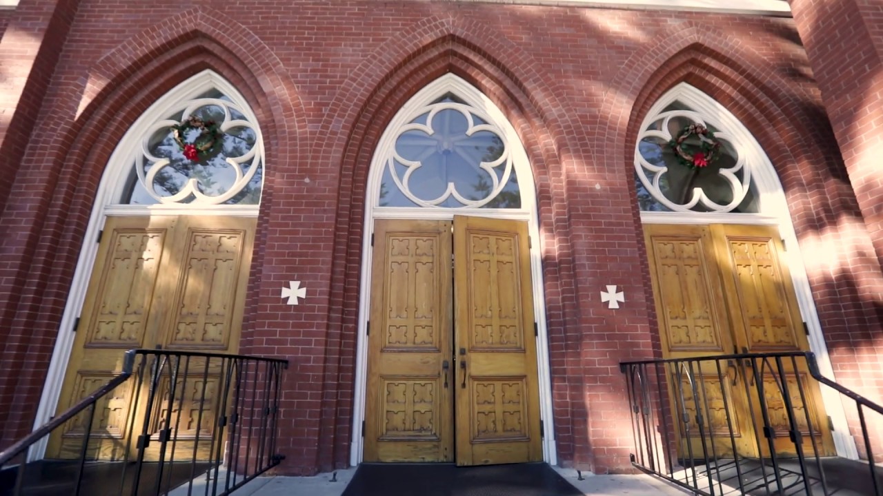 Oxnard's Santa Clara Church - YouTube