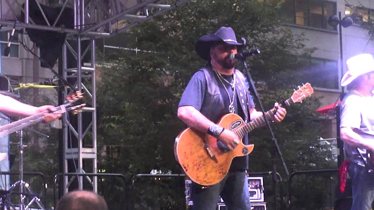 Dallas Moore Band-Are You Sure Hank Done It This Way - YouTube