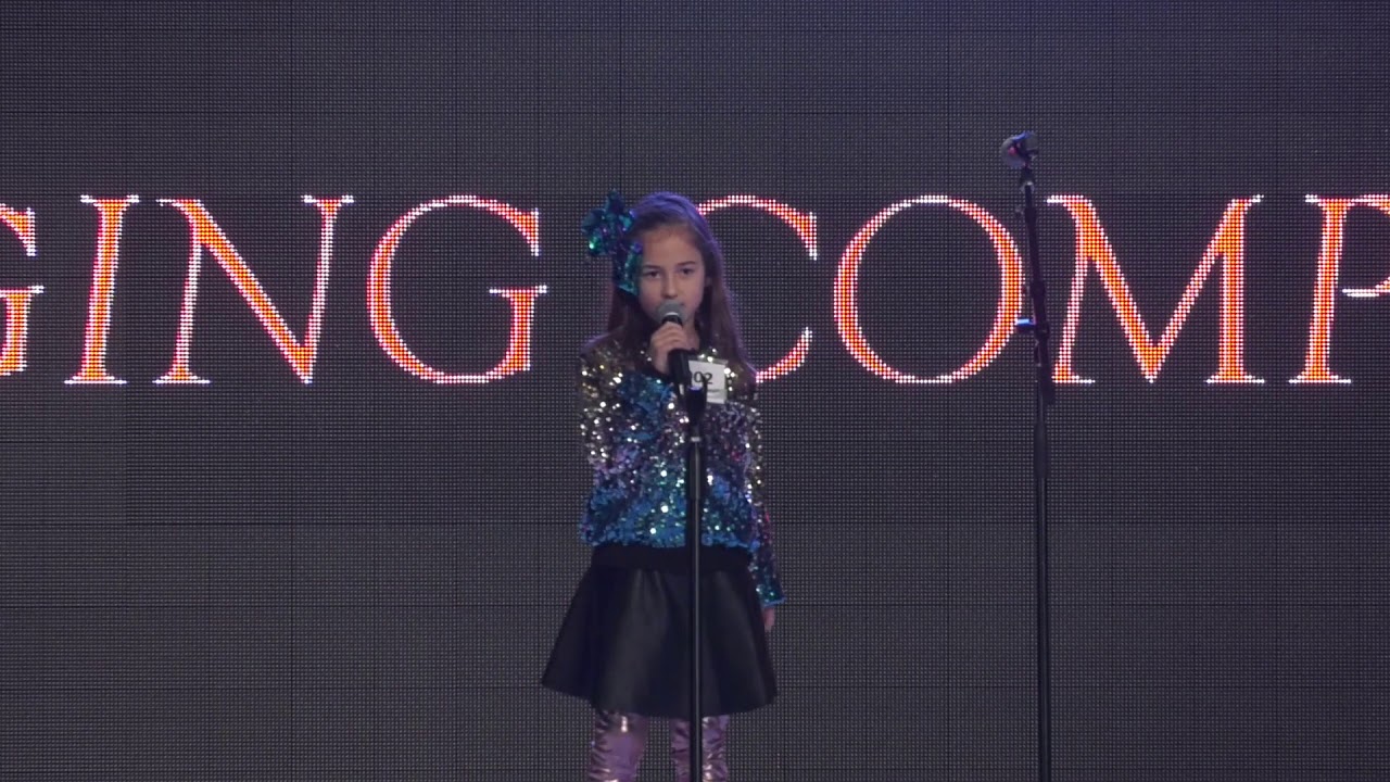 Samantha Petris Singing - YouTube