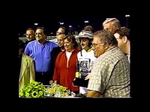 2002 Meadowlands MOLLY CAN DO IT Jack Moiseyev Breeders Crown Aged Mare ...