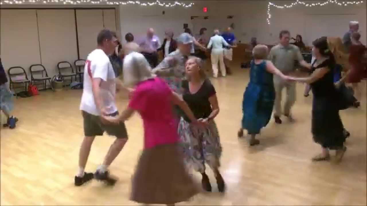 The Black Cat - English Country Dance - YouTube