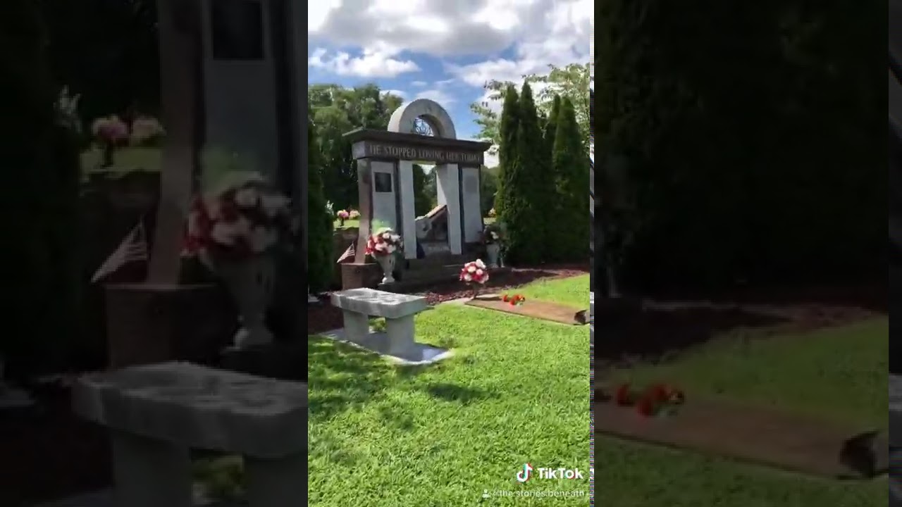 George Jones Grave - YouTube