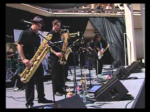 Cold Shott and The Hurricane Horns "I'VE NEVER FOUND A GIRL" - YouTube