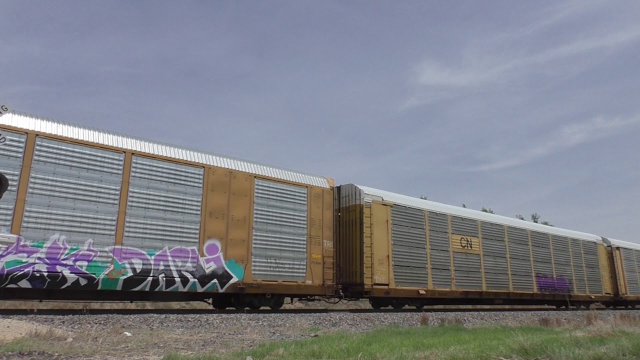 National Train Day!! Mira Loma loaded autorack with KCS power!! 05/12 ...