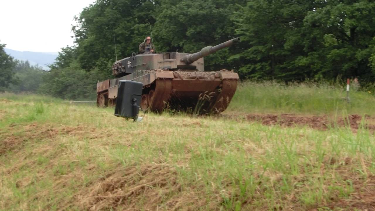 WTD 41 Tag der Bundeswehr 2016 Leo 2 A4 - YouTube