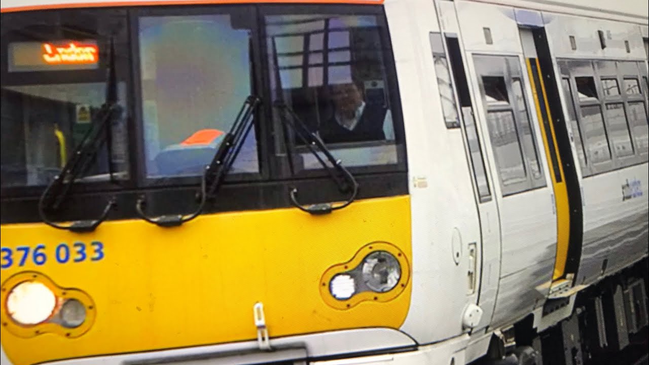 Class 376 departs Eden Park for Hayes (Kent) - YouTube