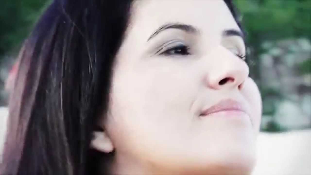 UNÇÃO DIVINA ♫ | SARAH MACIEL PART. ANINHA MACIEL (Clipe Oficial) - YouTube