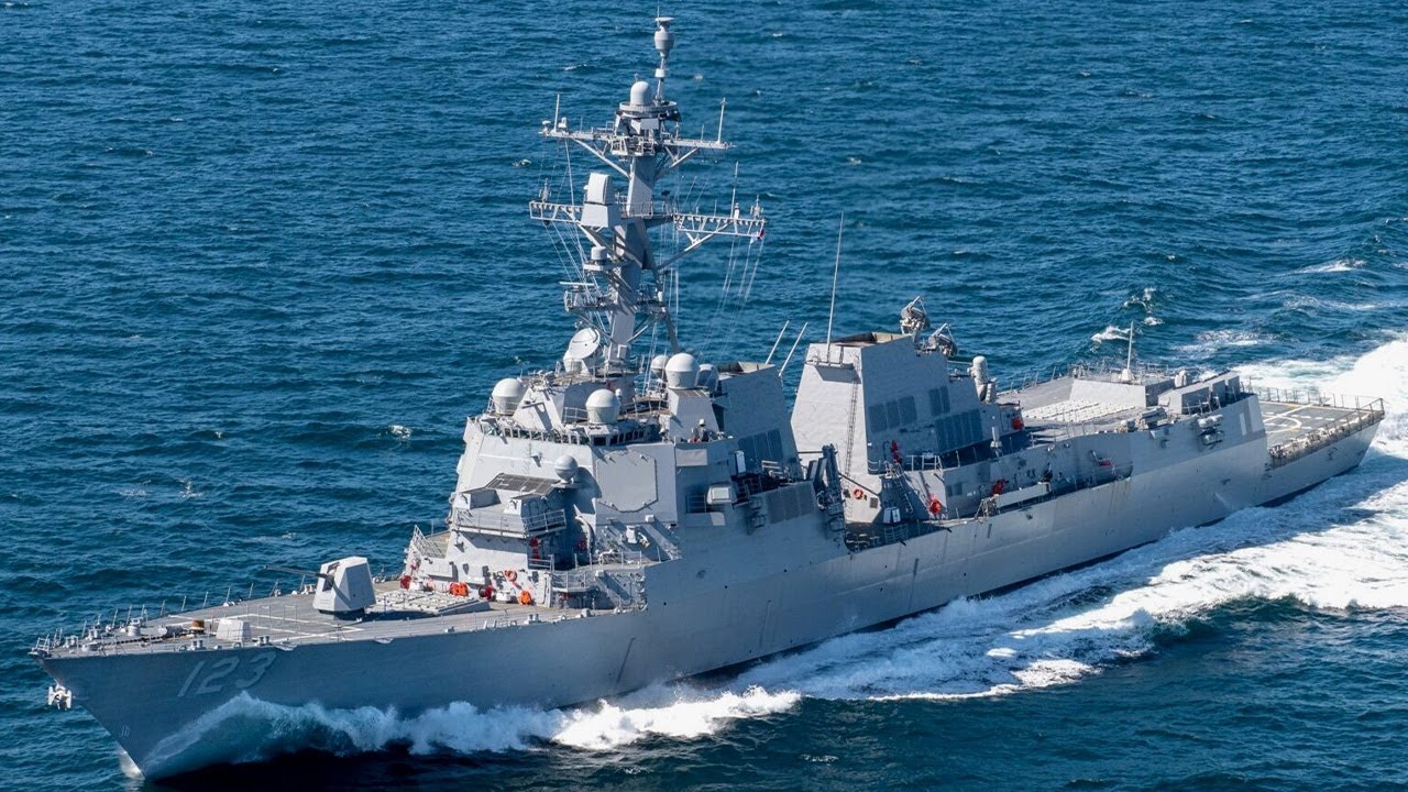 USS Barry DDG 52, an Arleigh Burke class guided missile destroyer ...